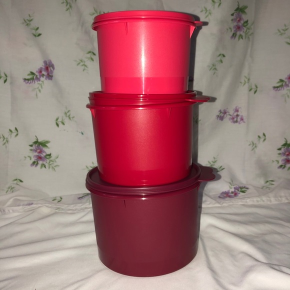 Tupperware | Kitchen | Tupperware 3 Piece Canister Set | Poshmark